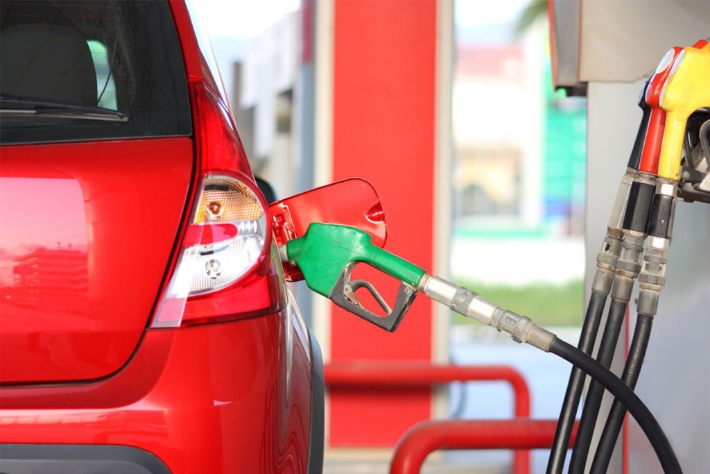 Vale a pena comprar carro flex? Conheça os prós e contras desse veículo ...